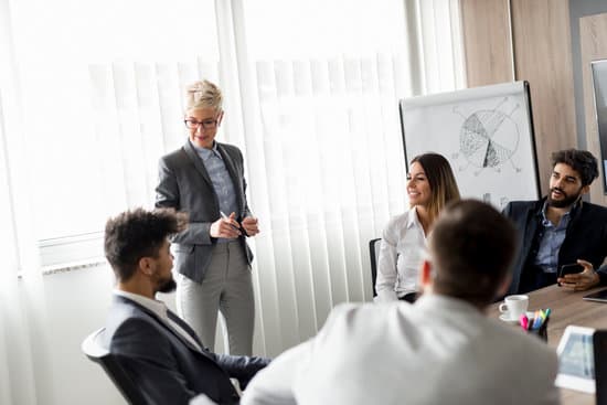 Business presentation – Global Institute of Training and Presenting